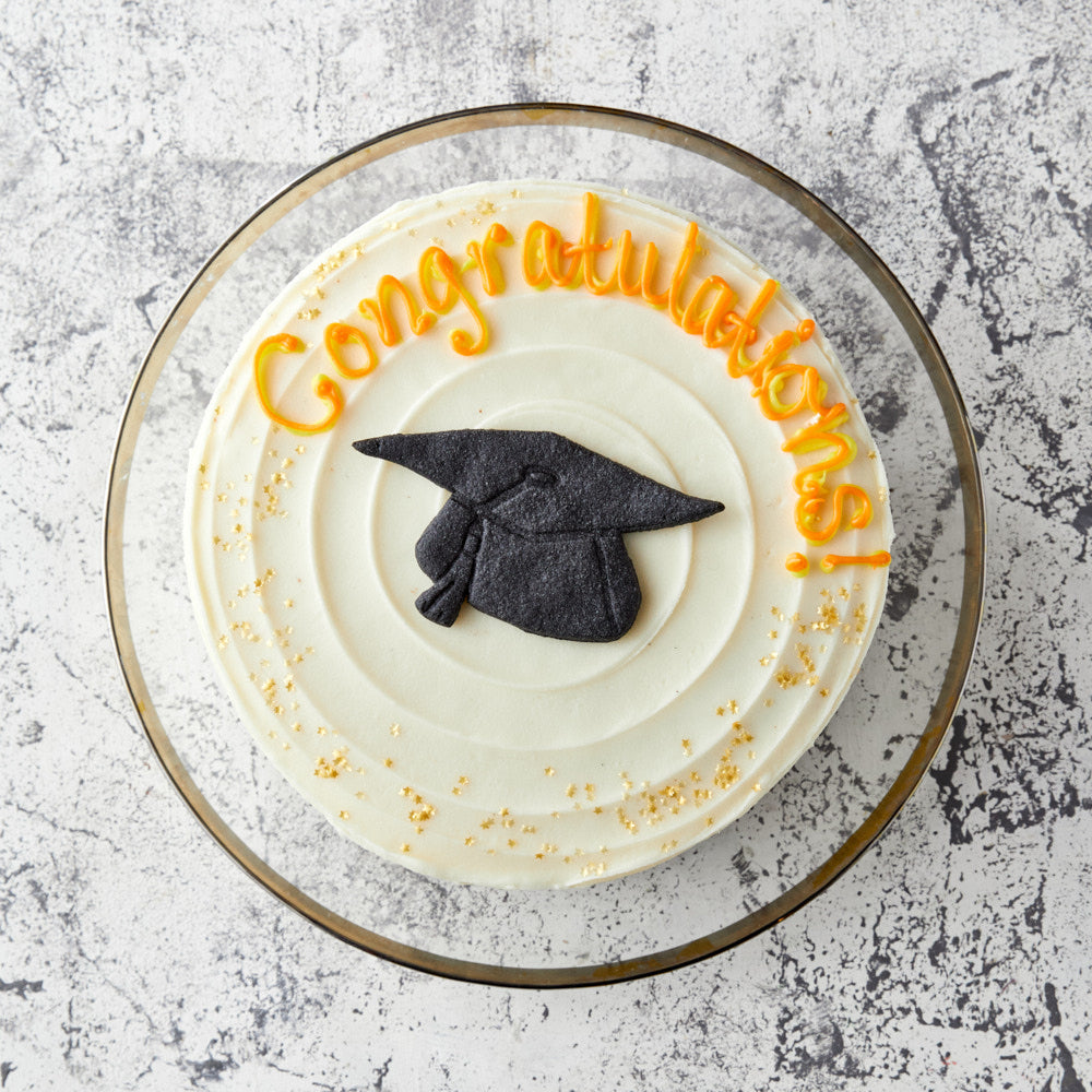 Personalised Graduation Celebration Cake & Konditor